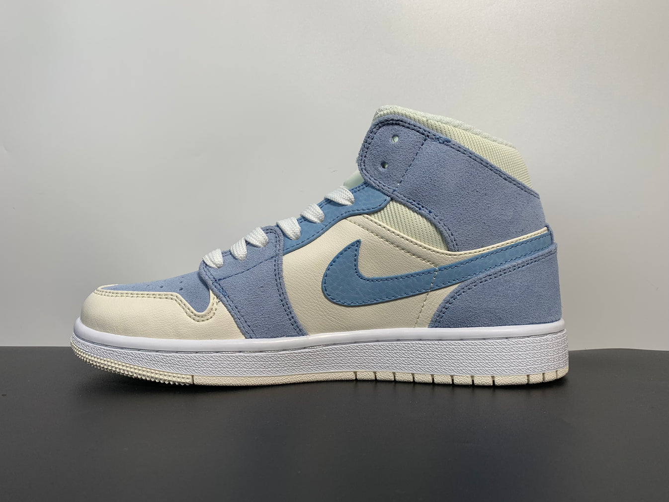 Nike Air Jordan 1 Mid Mixed Textures Blue – TOTOFONE