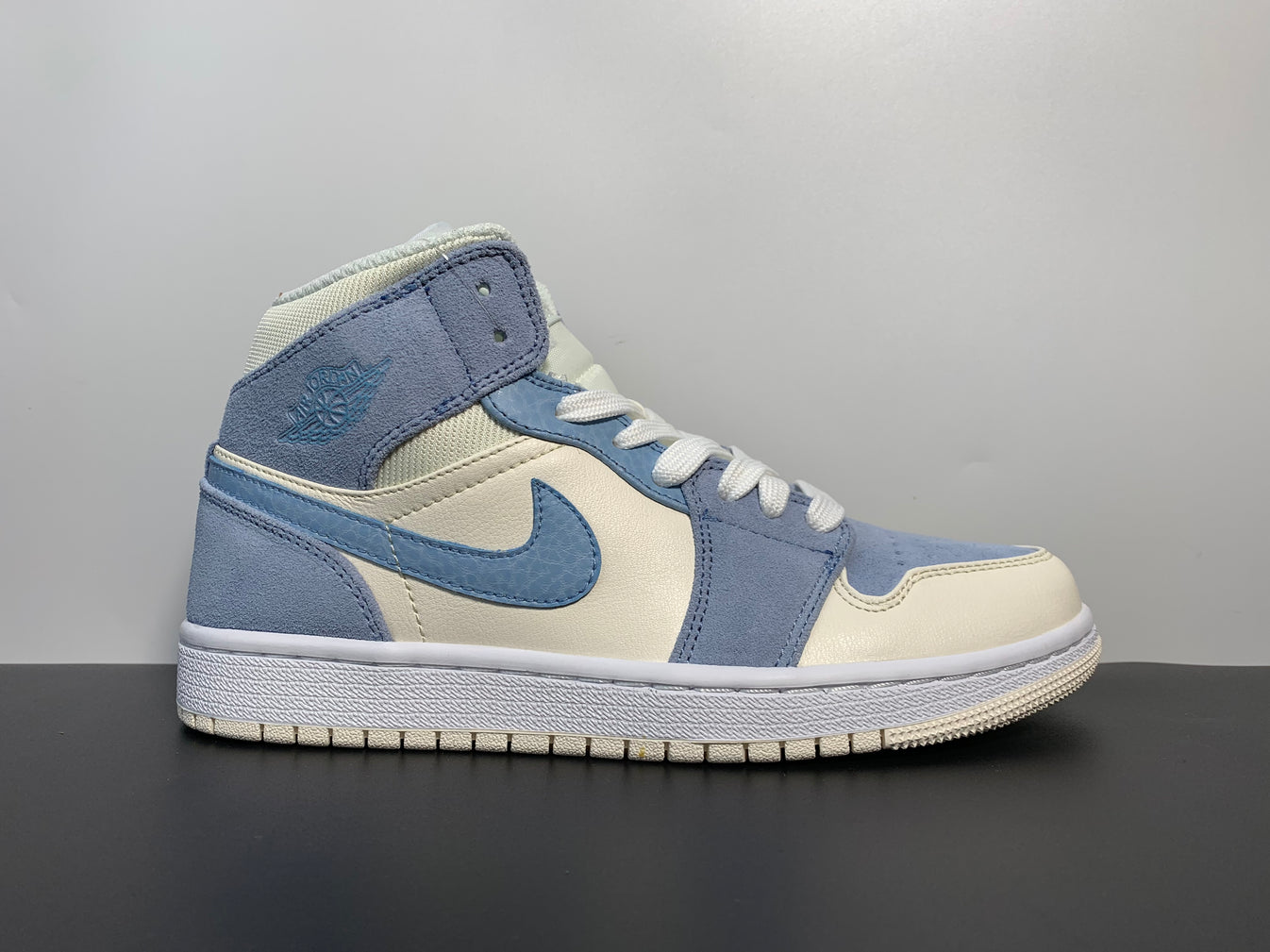 Nike Air Jordan 1 Mid Mixed Textures Blue – TOTOFONE