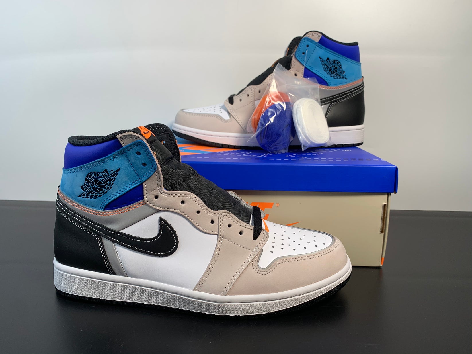 Air Jordan 1 High Multi-Color DC6515-100 – TOTOFONE